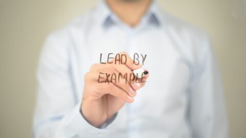 16 Essential Scriptures on Pastoral Leadership